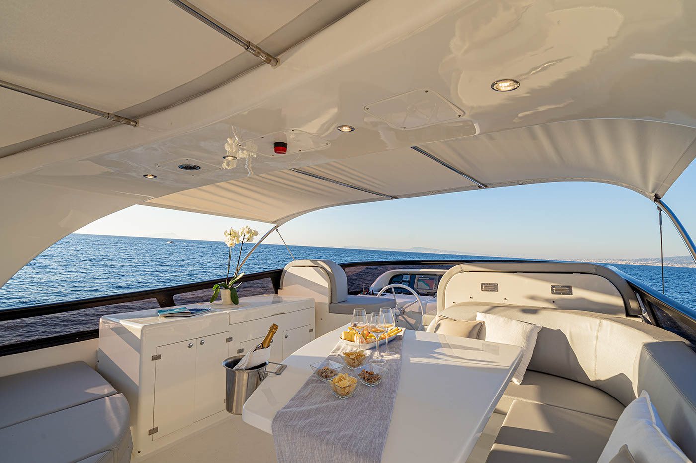 GEMINI 3 Yacht Charter Details, Maiora | CHARTERWORLD Luxury Superyachts